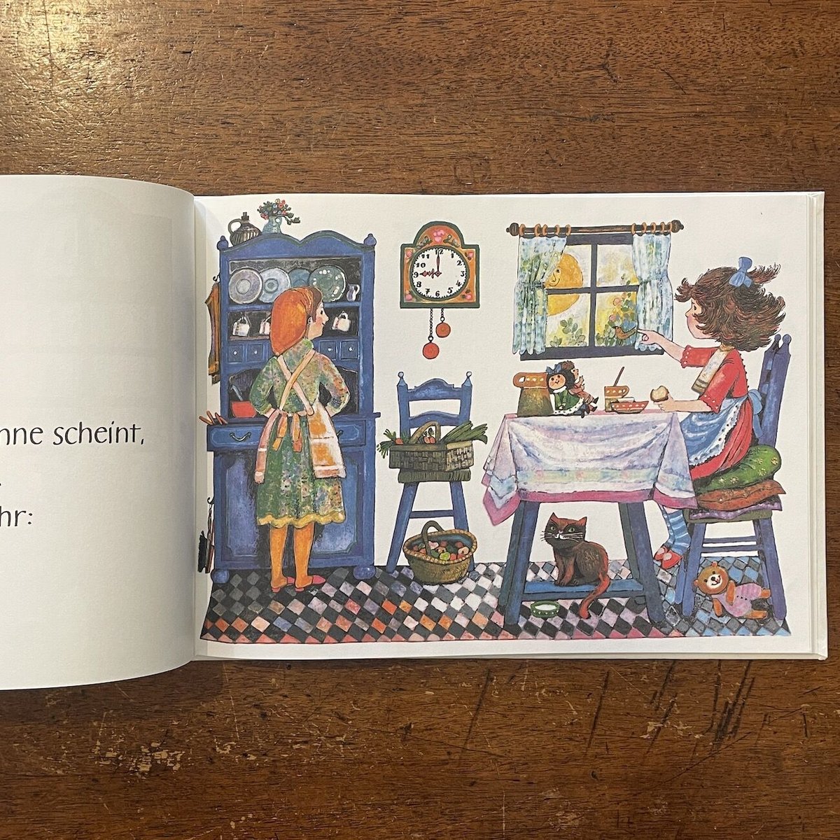 「KATRINCHEN WEISS, WIE SPAT ES IST」Christel Sus...