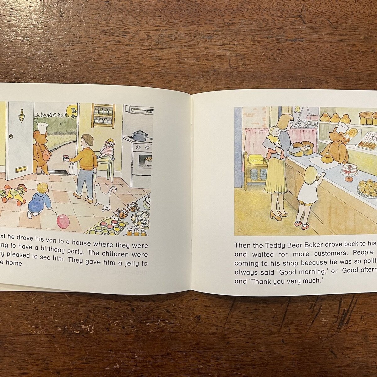「TEDDY BEAR BAKER」Phoebe and Selby Worthington（...