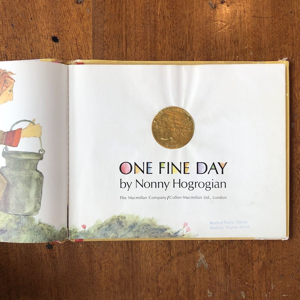 「ONE FINE DAY」Nonny Hogrogian（ナニー・ホグロギアン） | Fro...