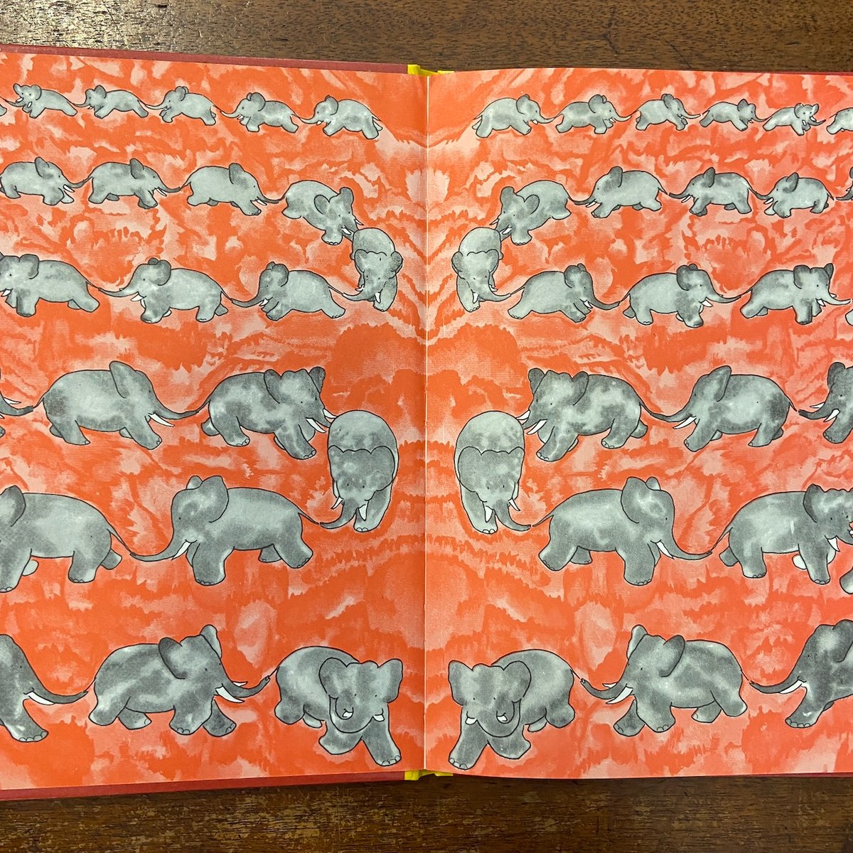 「BABAR AT HOME」Laurent de Brunhoff（ロラン・ド・ブリュノフ）...