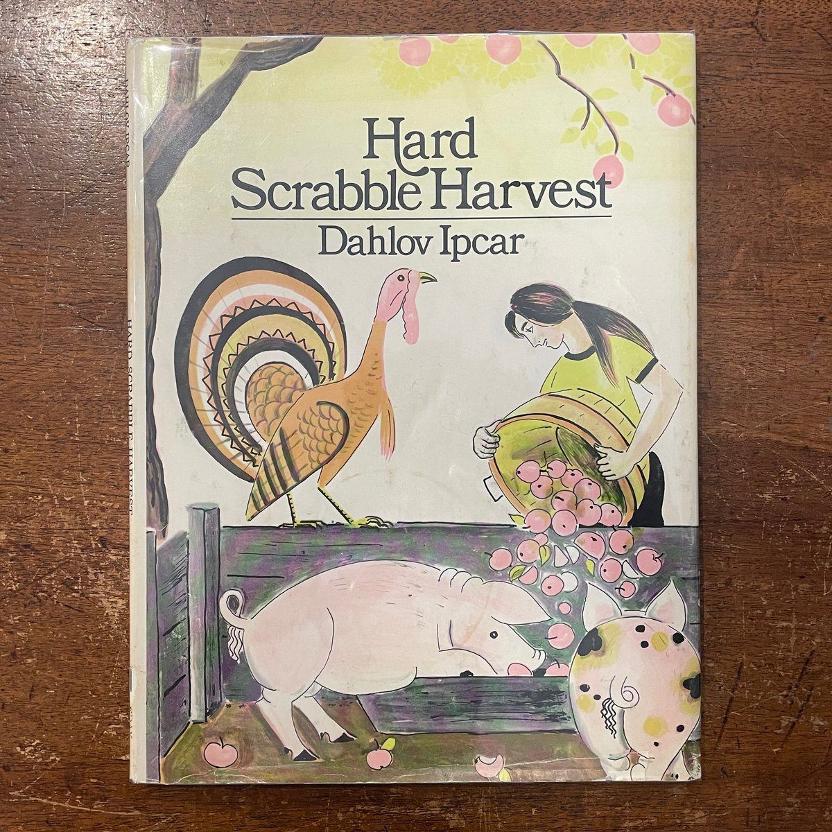 「Hard Scrabble Harvest（1976年初版）」Dahlov Ipcar（ダー...