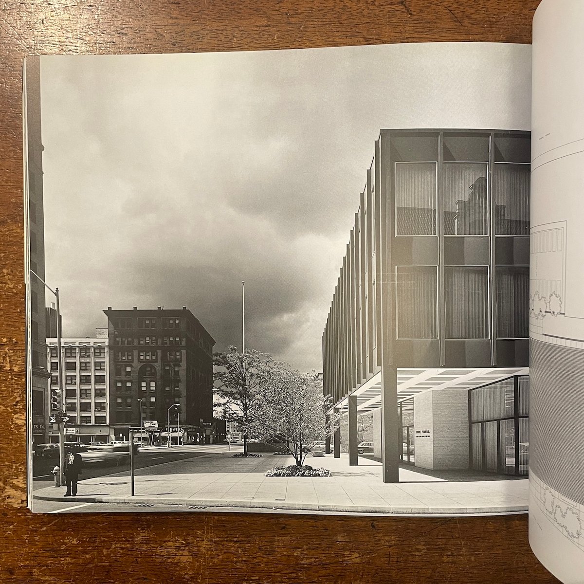 「Mies van der Rohe at work」Peter Carter | Frobe...
