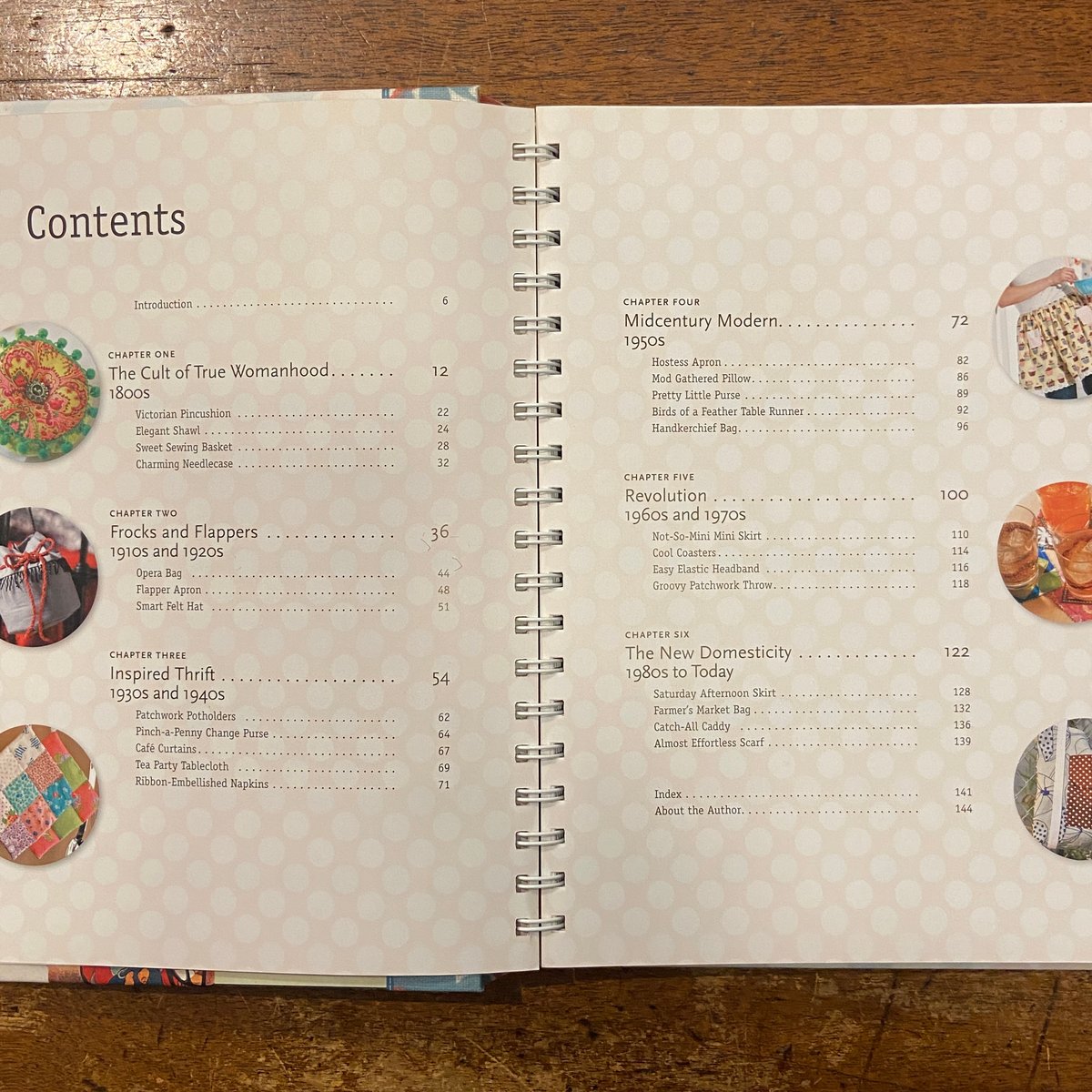 「Sew Retro：A Stylish History of the Sewing Revo...