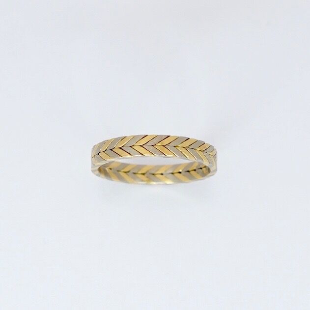 Herringbone ring with twisted / ヘリンボーン リング