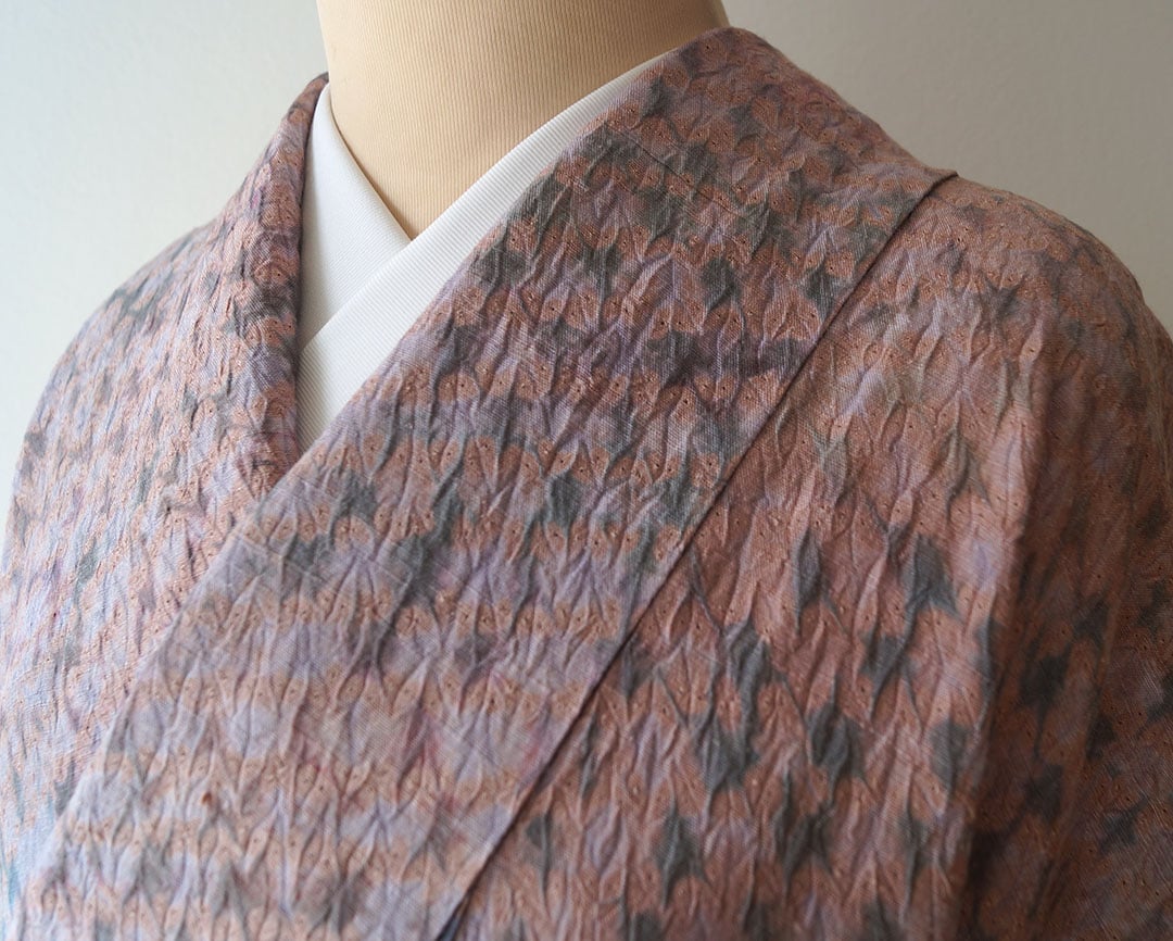 袷】トールサイズ 漢方染め 菅原結作 絞り 紬 | 大山キモノ・ち 袷】トールサイズ 漢方染め 菅原結作 絞り 紬 | 大山キモノ・ち