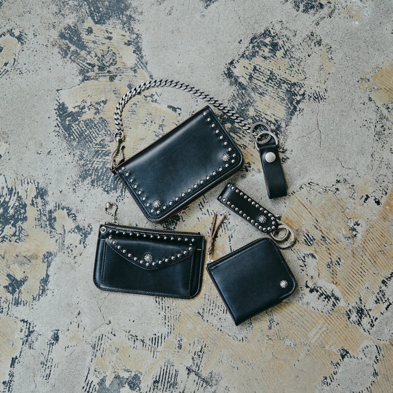 SHELL & STUDS MID WALLET | the wonder lust SHELL & STUDS MID WALLET | the wonder lust