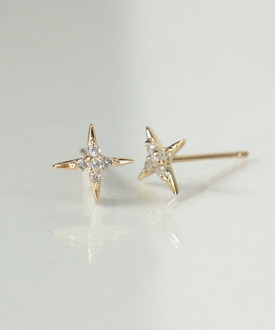 【anq.】K10・Cross 0.05ct ダイヤモンド ピアス | KU-CROISSAN...