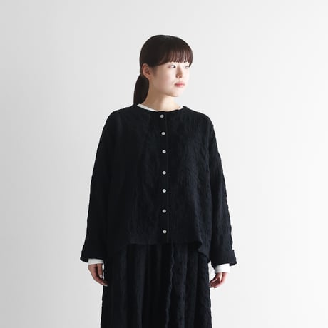 “HUIS×尾州”縮絨綿ウールガーゼショートカーディガン（ブラック）【レディス】704 | H...