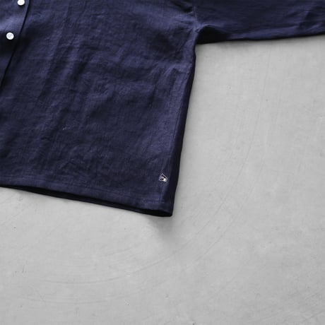 シャトルリネンショートカーディガン（ダークネイビー）【レディス】704 | HUIS onli...