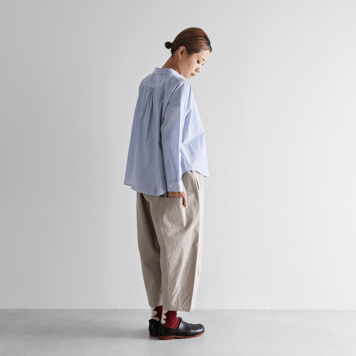 ウォッシャブルウールコットンバルーンパンツ（ミルクティ）【ユニセックス】506 | HUIS ...