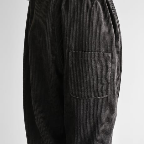綿麻コーデュロイバルーンパンツロング（太畝・ダークグレー）【ユニセックス】506L | HUI...