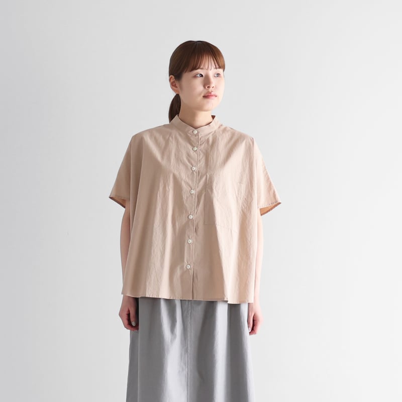 オーガニックコットンバンドカラー半袖ワイドブラウス オーガニックコットンバンドカラー半袖ワイドブラウス