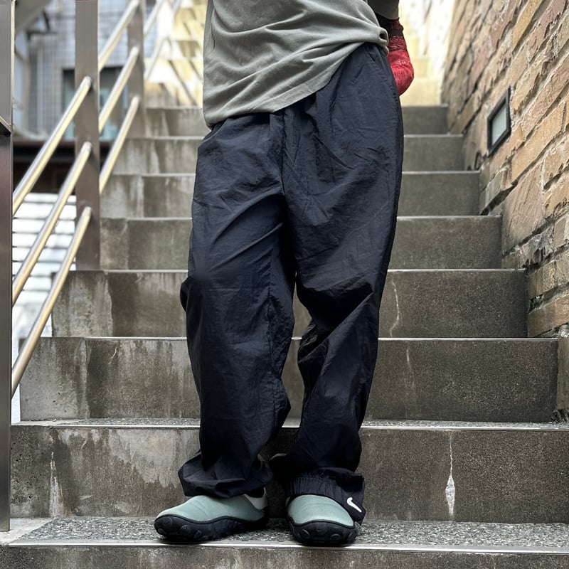 NIKE/ナイキ ナイロンパンツ 90年代 (USED) | chameleon wear h NIKE/ナイキ ナイロンパンツ 90年代 (USED) | chameleon wear h