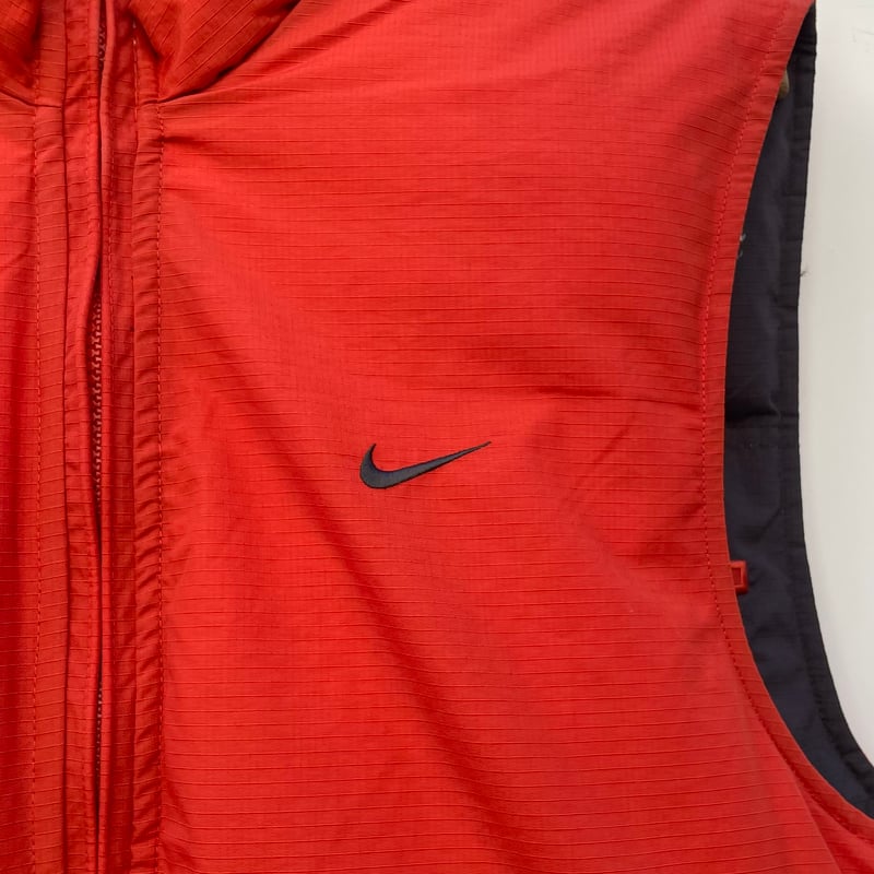NIKE/ナイキ リバーシブル ダウンベスト 00年代 (USED NIKE/ナイキ リバーシブル ダウンベスト 00年代 (USED