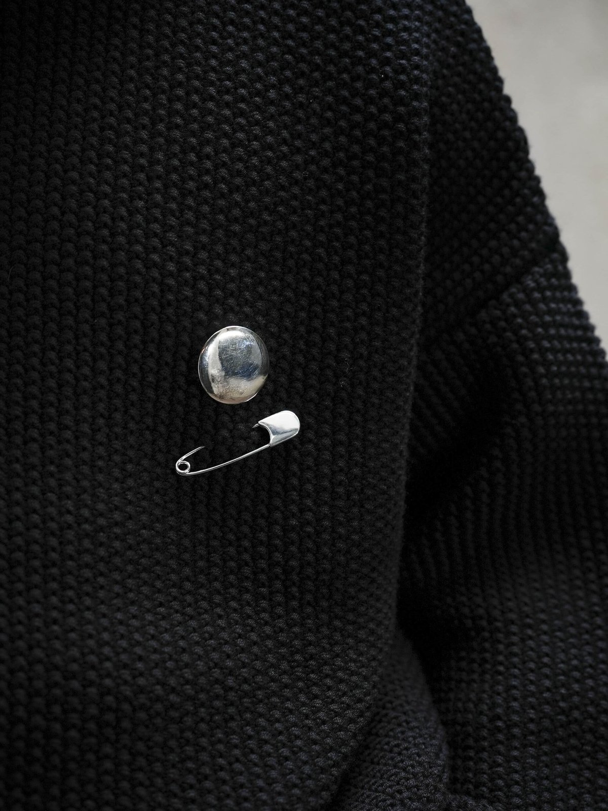 OX JEWELRy Silver Safety Pin Charm | MB -there ...