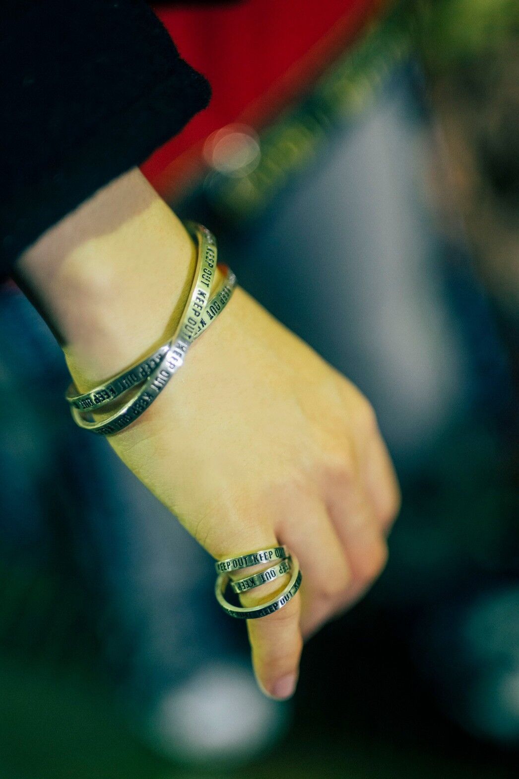 Keepout Double-dealing Bangle | ha | za | ma (o Keepout Double-dealing Bangle | ha | za | ma (o