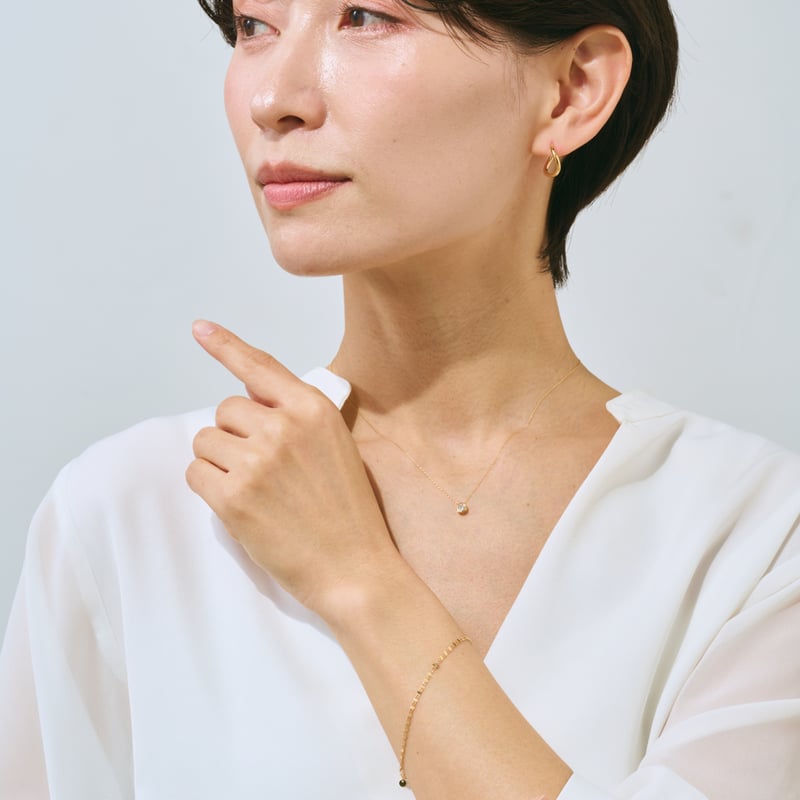K18YG ダイヤモンド ネックレス | VERITEOnline-Shop K18YG ダイヤモンド ネックレス | VERITEOnline-Shop
