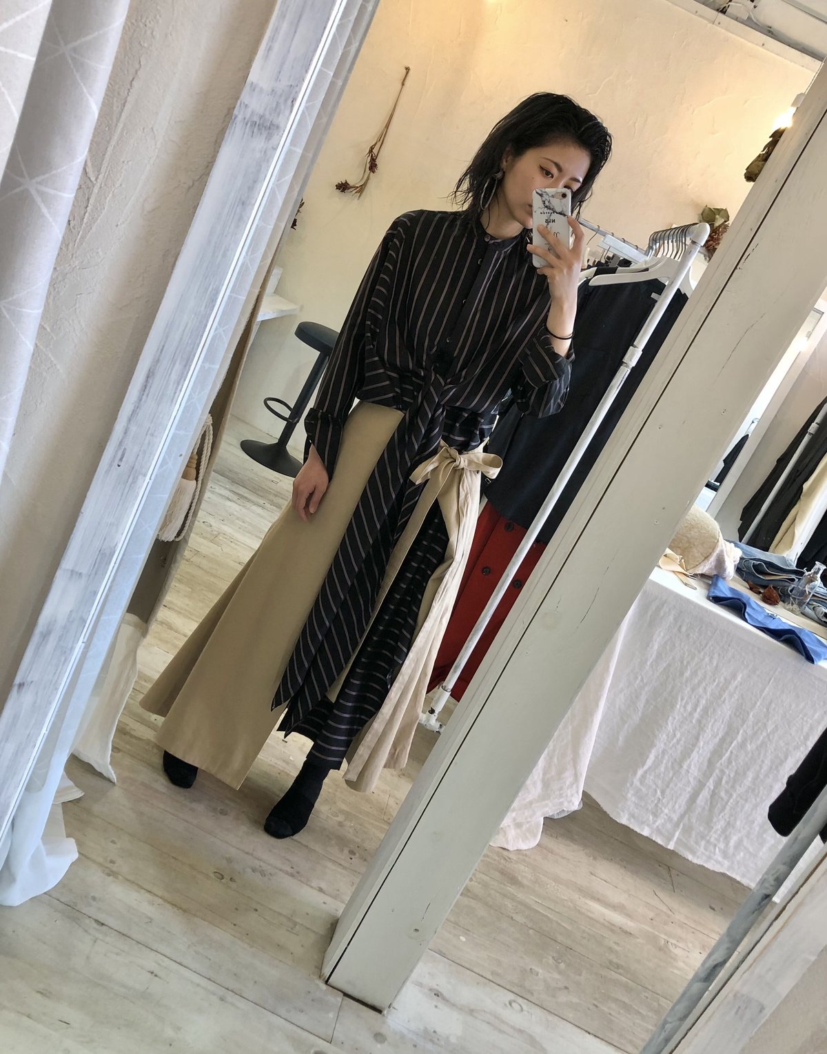 Mhairi マイリ 変型 巻きスカート ベージュ 36( S )サイズ Mhairi マイリ 変型 巻きスカート ベージュ 36( S )サイズ