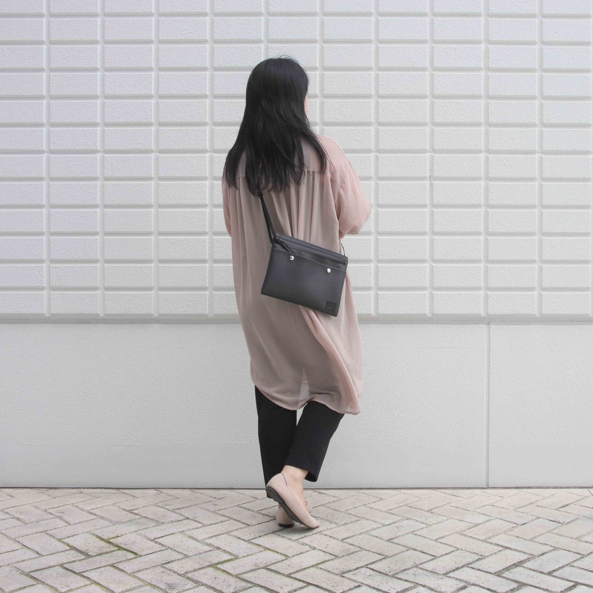 E048 サコッシュ / ブラック | FUKUNARY