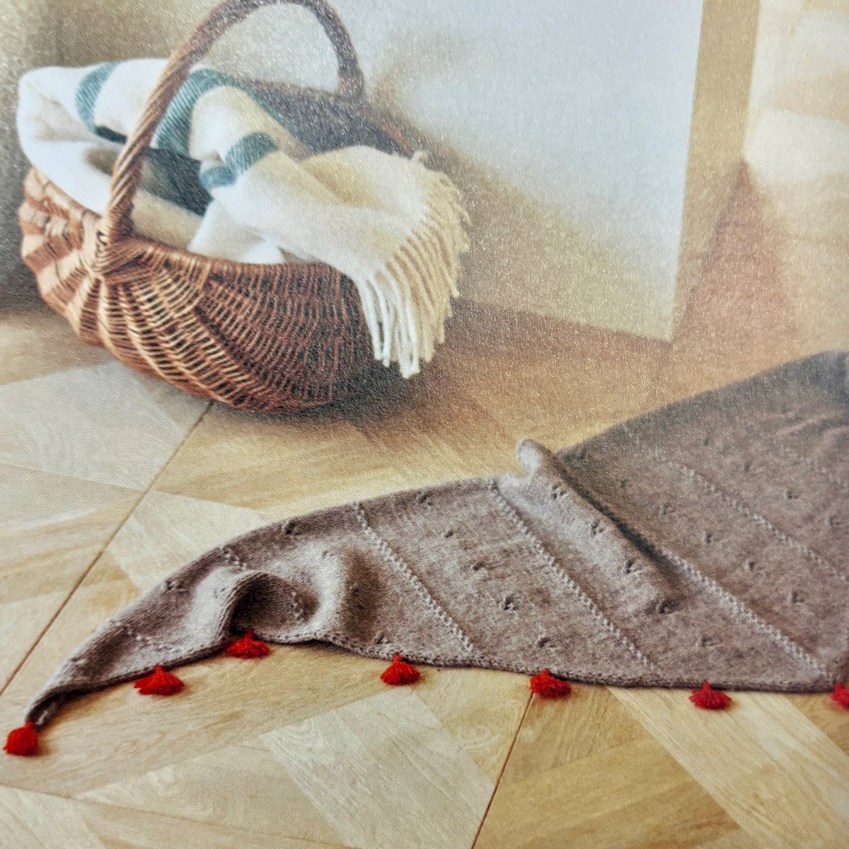 DARUMA トライアングルタッセルスカーフ 糸セット(パターンなし) | EYLUL yarns