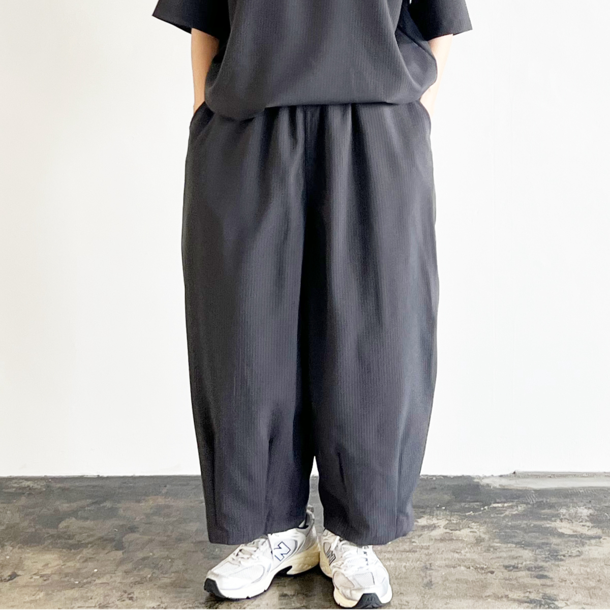TROPICAL PINSTRIPES CROPPED EASY CIRCUS PANTS TROPICAL PINSTRIPES CROPPED EASY CIRCUS PANTS
