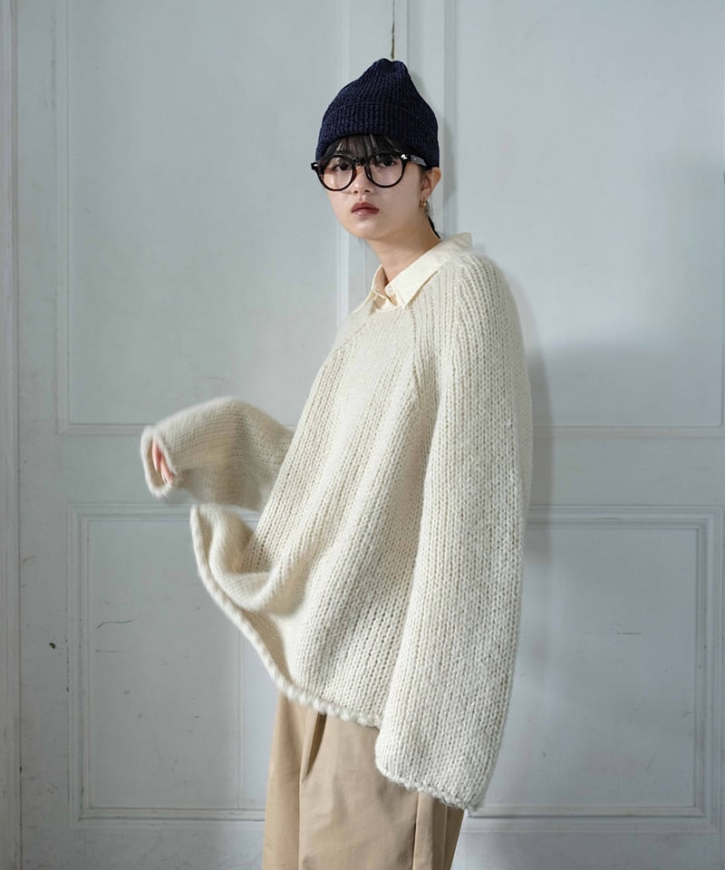 loose crewneck knit | F A S H I R U loose crewneck knit | F A S H I R U