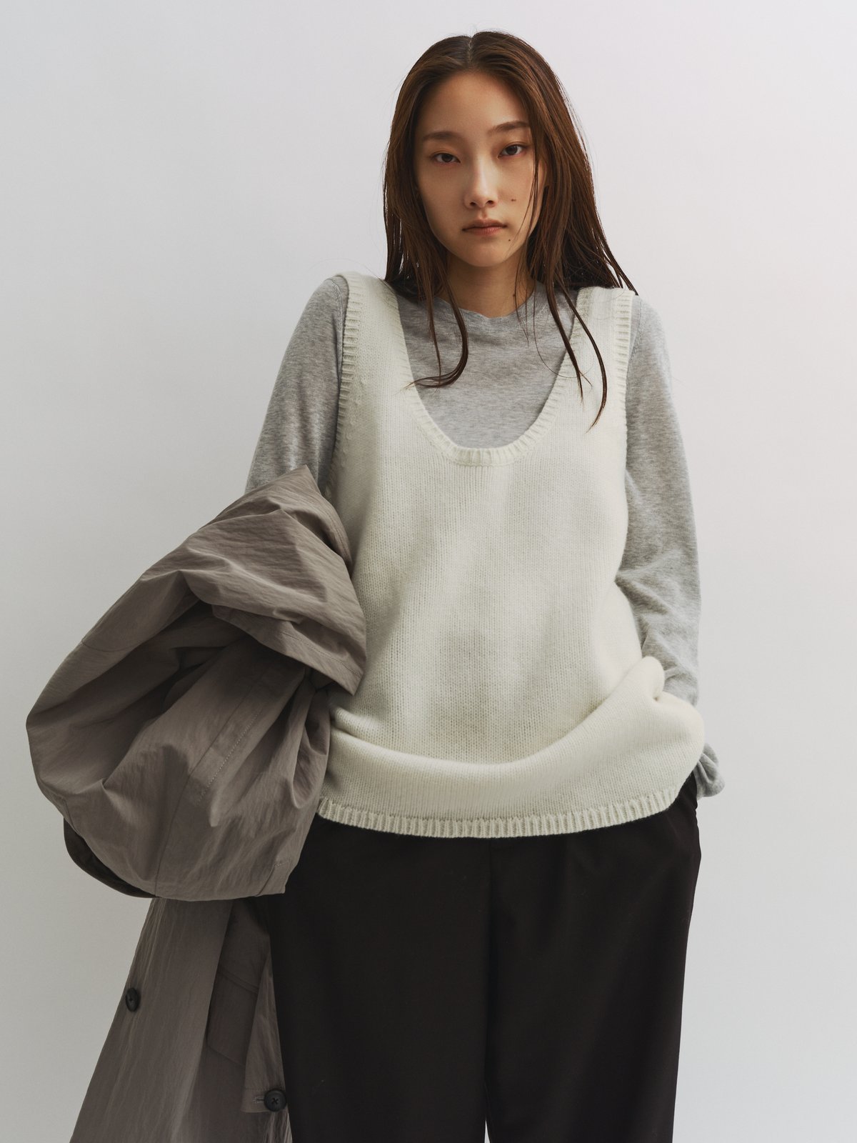 【FINE】wool U neck vest/2color | F A S H I R U