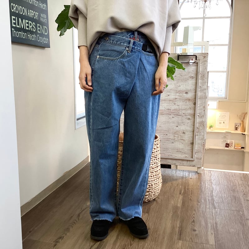 TRANOI.アンバランスデニムパンツ | pressé TRANOI.アンバランスデニムパンツ | pressé