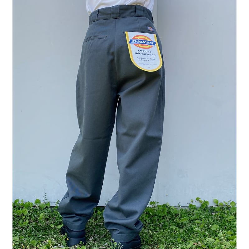 HOLIDAY「DICKIES 2TUCK PANTS」gray. | gouter le c HOLIDAY「DICKIES 2TUCK PANTS」gray. | gouter le c