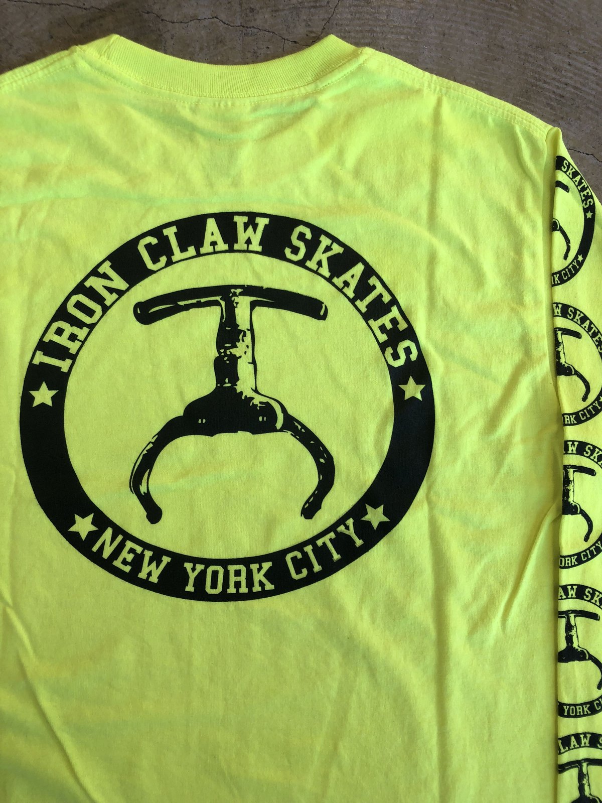 IRON CLAW SKATE NEWYORK LongSleeve | BEACON LI...