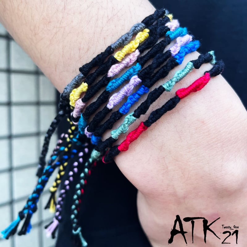 2点セット)ハンドメイド BLACK 2カラー ペア カップル ミサンガ 2点セット)ハンドメイド BLACK 2カラー ペア カップル ミサンガ