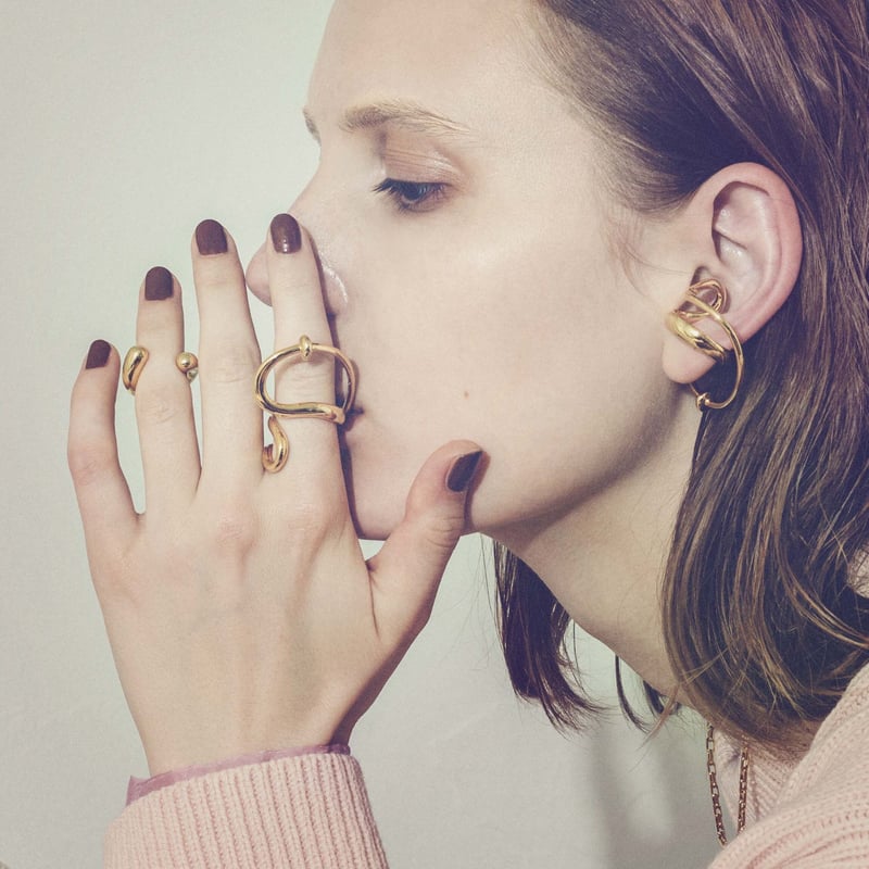 Neo coil earcuff ring (one color) | Soierie Onl Neo coil earcuff ring (one color) | Soierie Onl