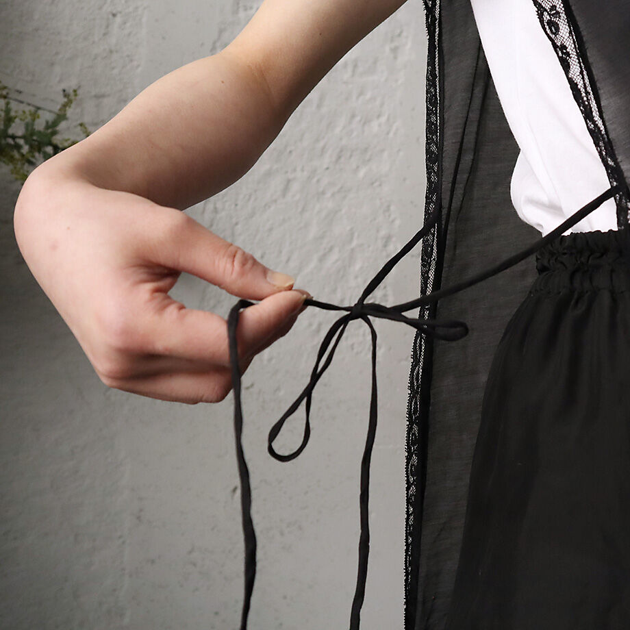 TOWAVASE jon leavers dress (black) | nii-B | WE TOWAVASE jon leavers dress (black) | nii-B | WE
