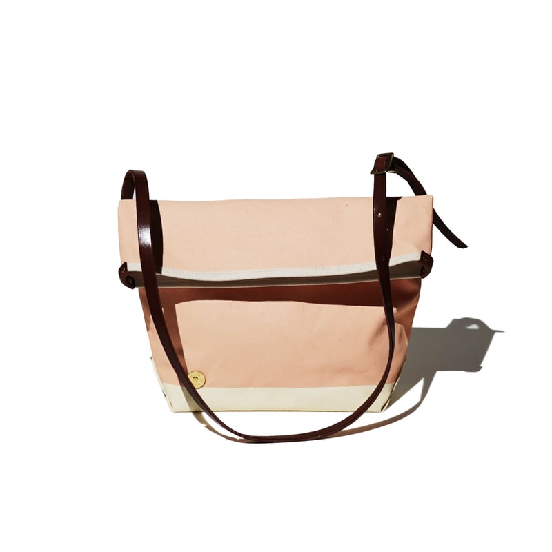 PINE SHOULDER BAG (S) | THE FLAVOR DESIGN®︎ OFF PINE SHOULDER BAG (S) | THE FLAVOR DESIGN®︎ OFF
