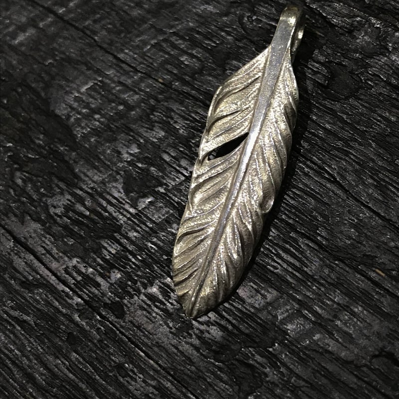 LYNCH SILVERSMITH FEATHER(S) | lathe's STORE LYNCH SILVERSMITH FEATHER(S) | lathe's STORE