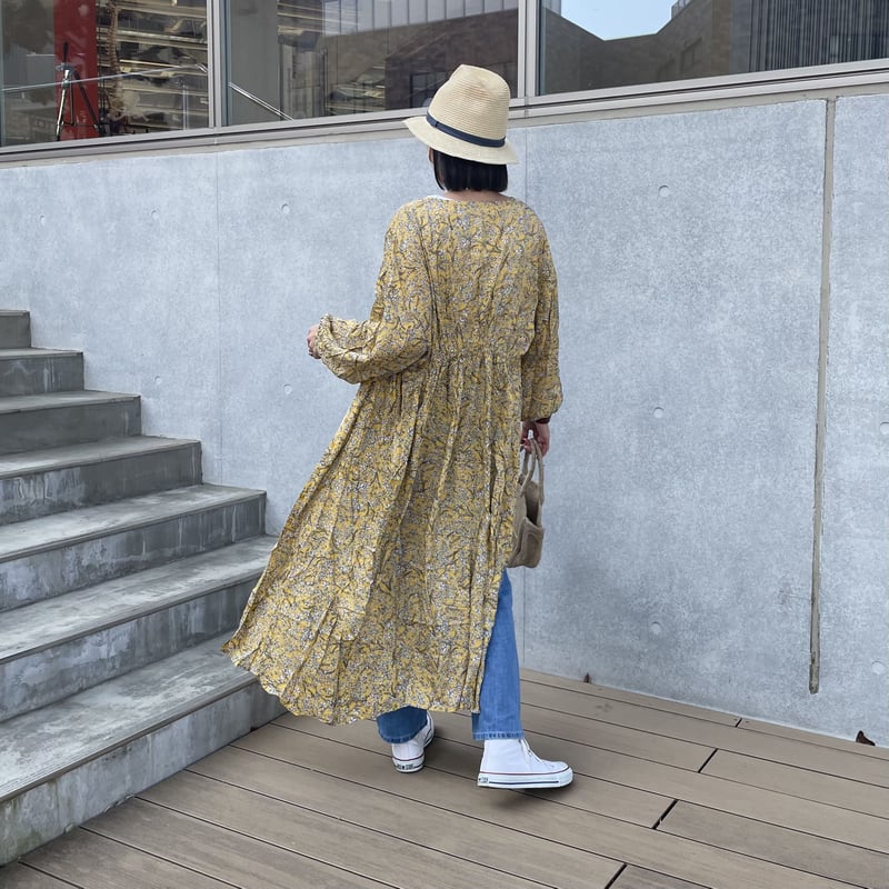ウエストギャザー小花柄ガウンワンピース(イエロー) | COPINE ウエストギャザー小花柄ガウンワンピース(イエロー) | COPINE