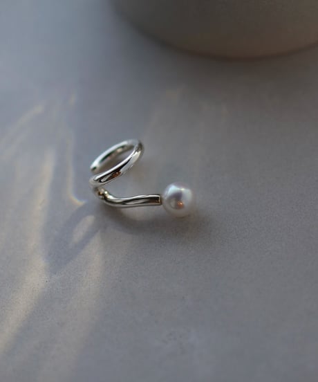 peep ear cuff〈single〉 | ripsalis