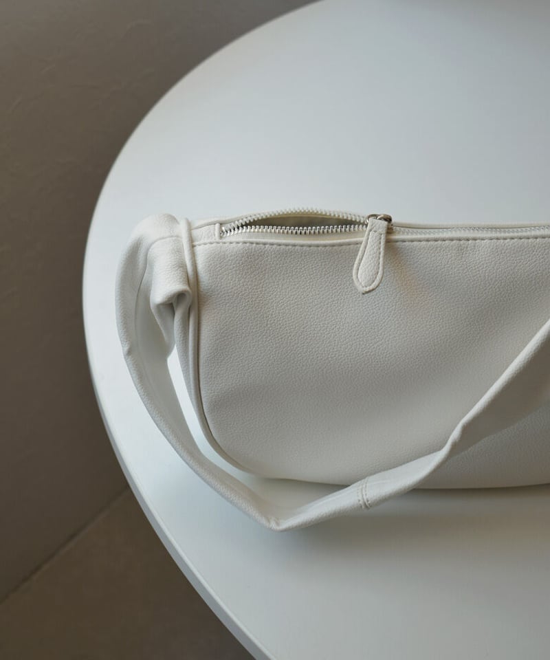 bag2-02637 フェイクレザー ハーフムーン ショルダーバッグ bag2-02637 フェイクレザー ハーフムーン ショルダーバッグ