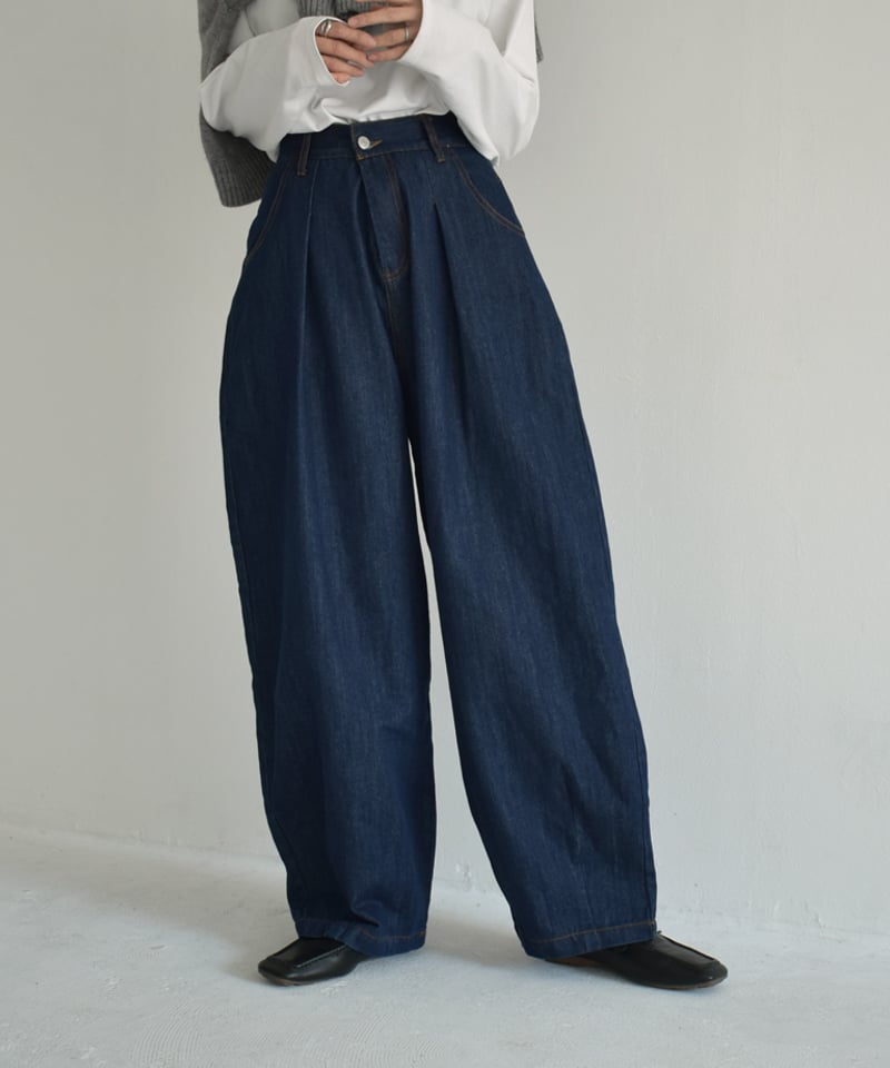 bottoms-02209 タックコクーンデニムパンツ インディゴ ブルー bottoms-02209 タックコクーンデニムパンツ インディゴ ブルー