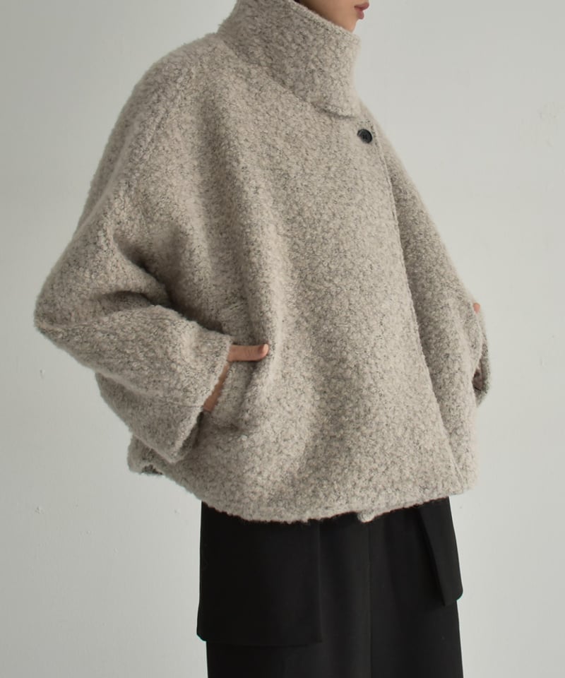 coat-02052 ウール混 ハイネック ブークレ ショート コート coat-02052 ウール混 ハイネック ブークレ ショート コート
