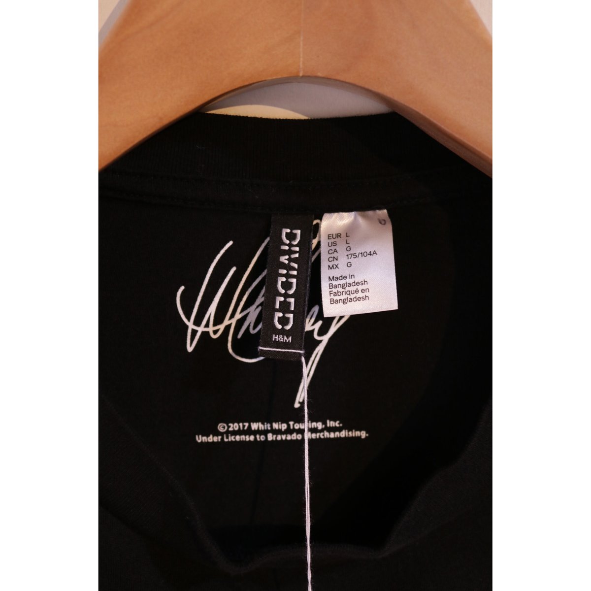古着】H&M WHITNEY HOUSTON Tee Black Size L | NEO 古着】H&M WHITNEY HOUSTON Tee Black Size L | NEO