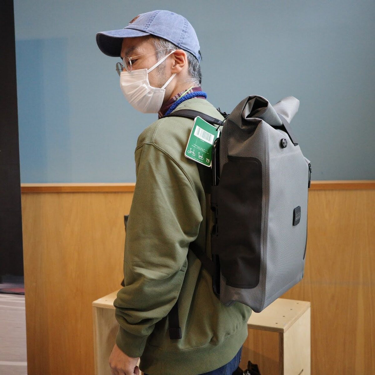 BROMPTON Borough Waterproof Backpack M + Frame ...