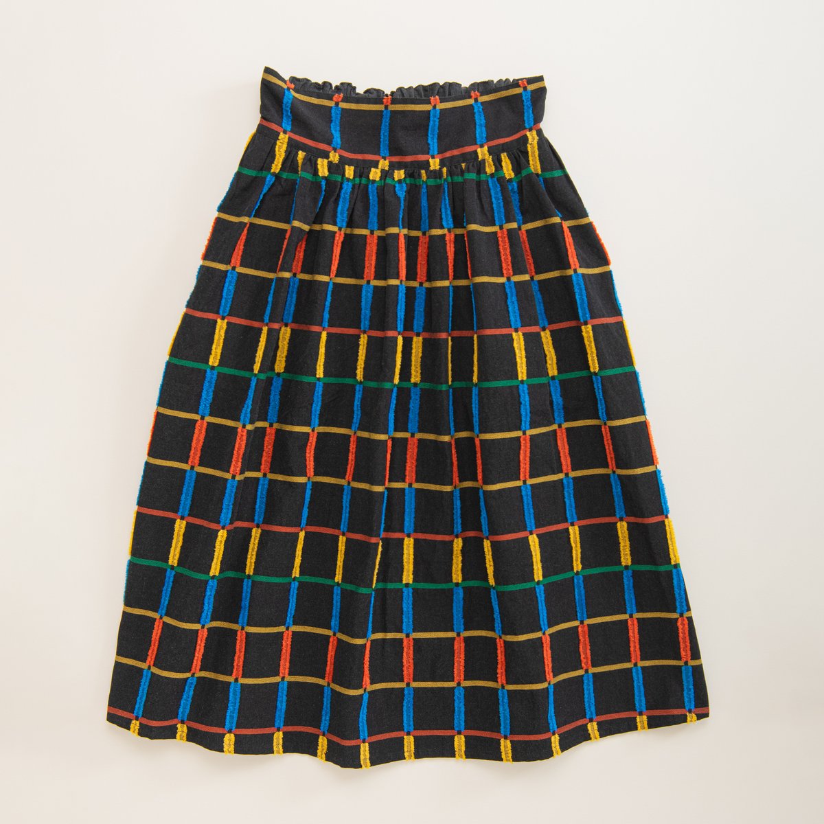 Check Pattern Skirt - BLACK | HOWTOVENUS
