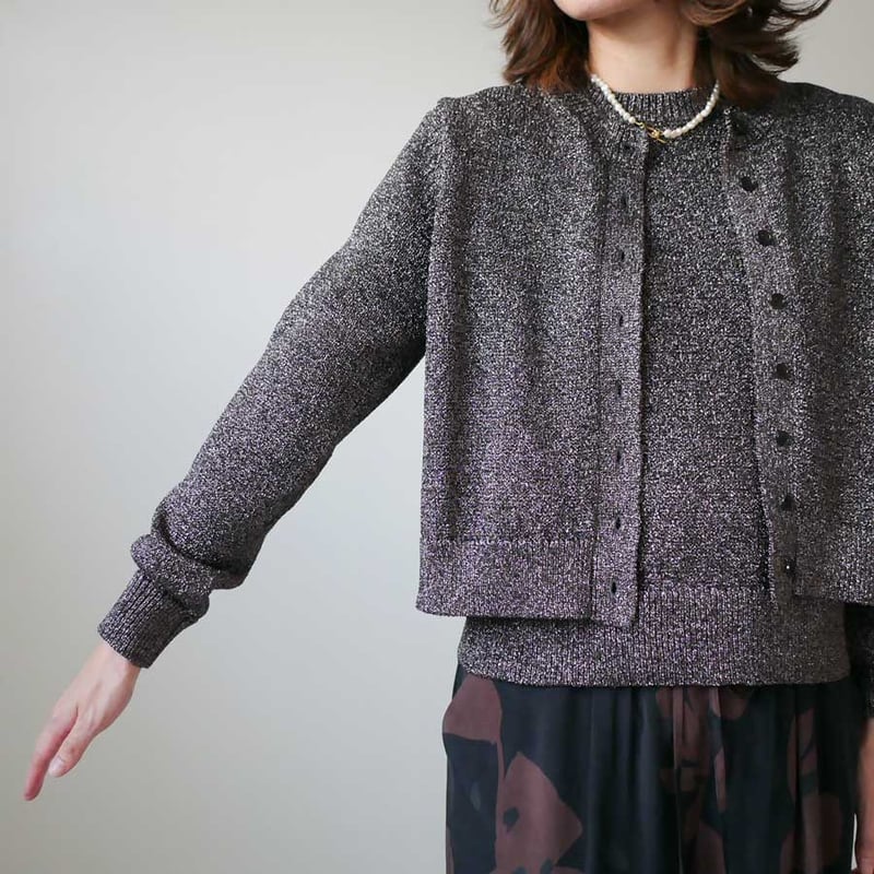 SACRA サクラ|GLOSSY LILY CARDIGAN|124540081|CHARC SACRA サクラ|GLOSSY LILY CARDIGAN|124540081|CHARC