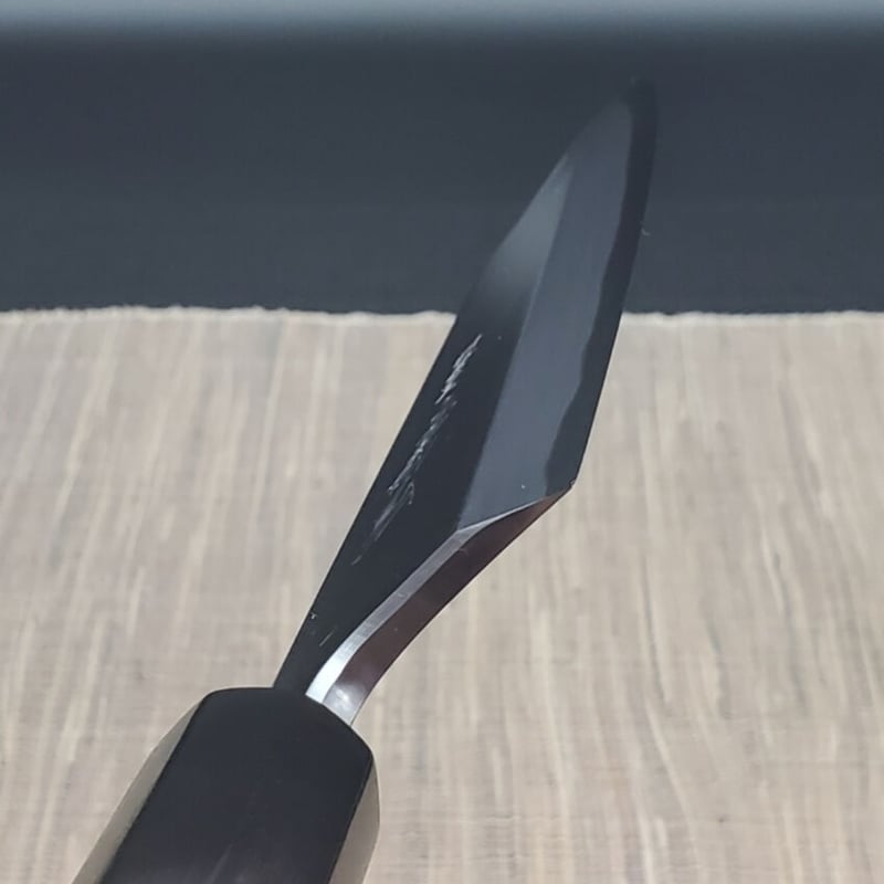 郷右馬允義弘 上作 切付出刃180mm 朴八角柄 | 山脇刃物製作所 郷右馬允義弘 上作 切付出刃180mm 朴八角柄 | 山脇刃物製作所