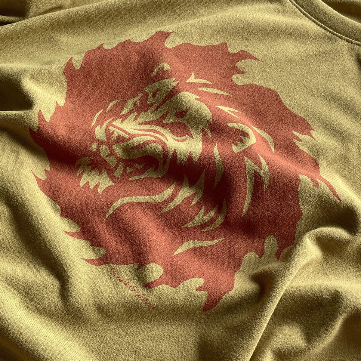 F&M LION TANK MY / KH | FRANK&MORRIS