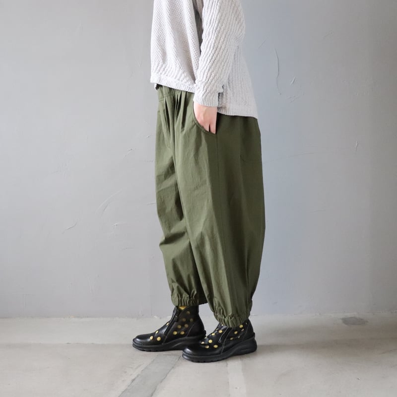クラージュさんにつくってもらったタックワイドパンツ〈カーキ クラージュさんにつくってもらったタックワイドパンツ〈カーキ