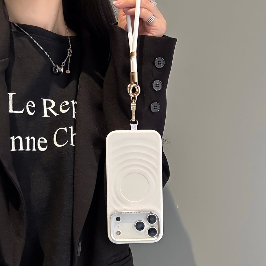 ストラップ付 iPhone17ProMax/17Proケース ジュエリーデコ iPhone17...