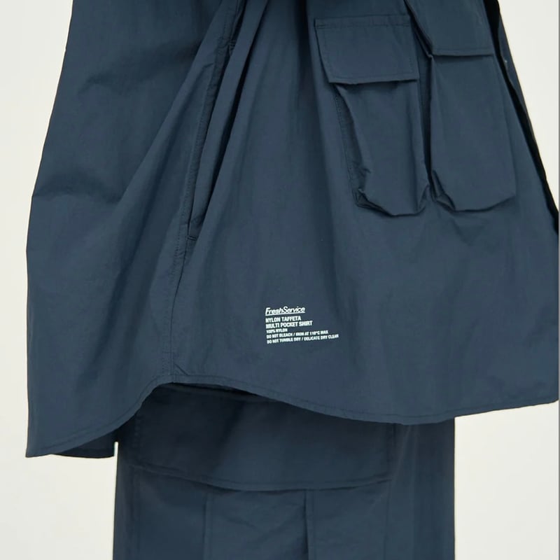 FreshService, NYLON TAFFETA MULTI POCKET SHIRT FreshService, NYLON TAFFETA MULTI POCKET SHIRT
