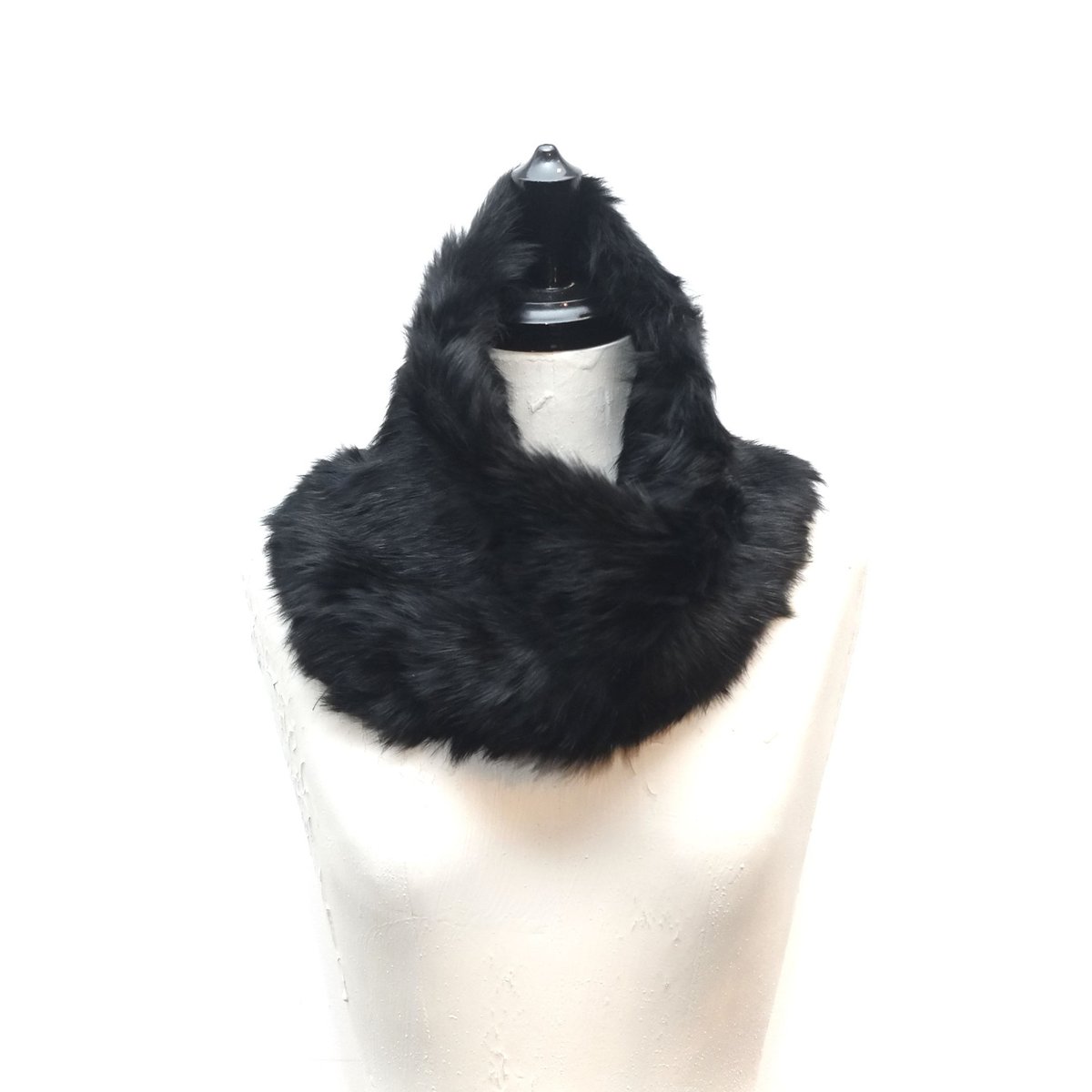 RABBIT FUR SNOOD | T.A.S JAPAN OFFICIAL ONLINE ...
